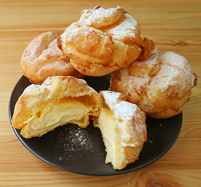 Chou pastry filled with cream Recipe | Les Moulins de la Concorde